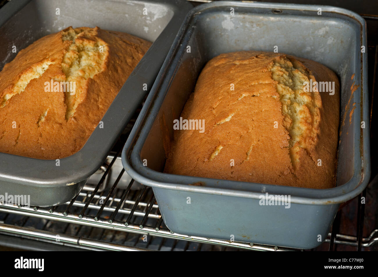 Cakes baked hi-res stock photography and images - Alamy