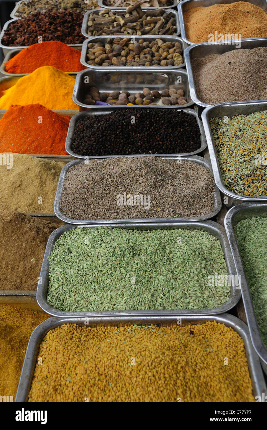Indian spice shop hi-res stock photography and images - Alamy