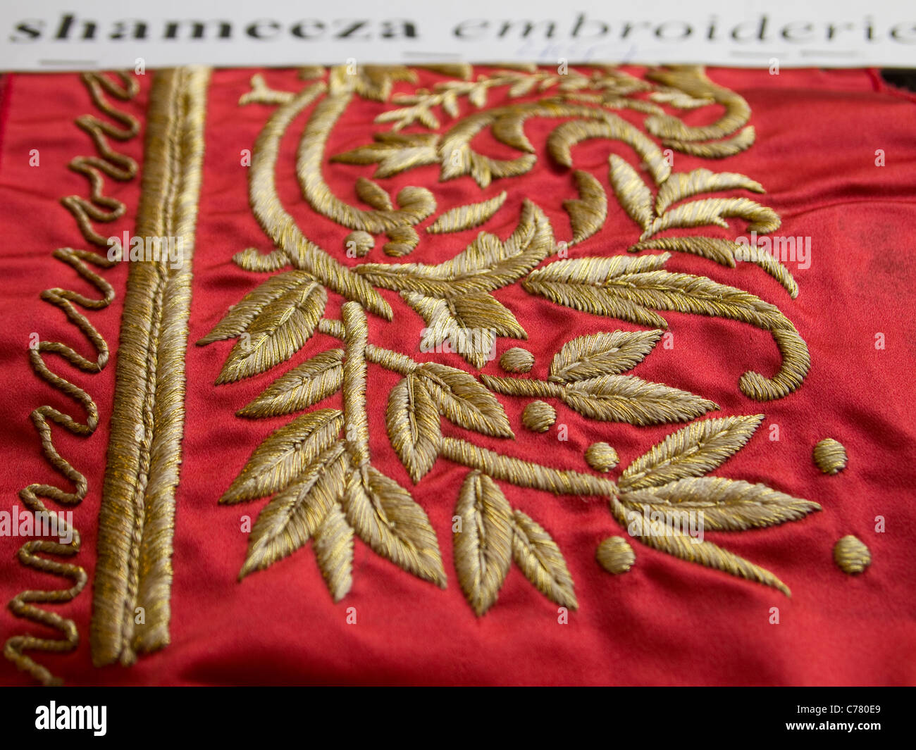 Zardozi embroidery hi-res stock photography and images - Alamy