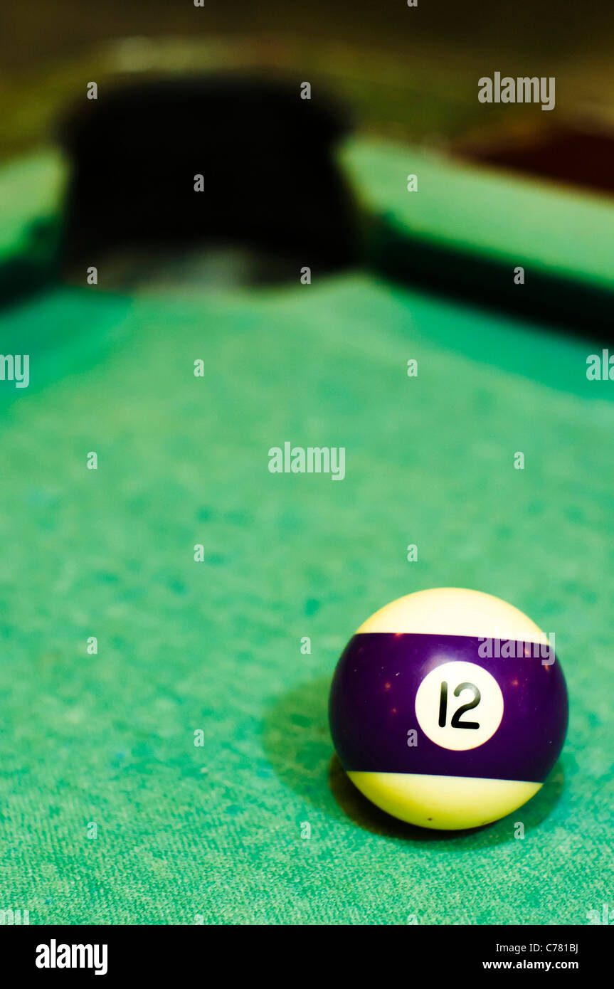 Purple aim hi-res stock photography and images - Alamy