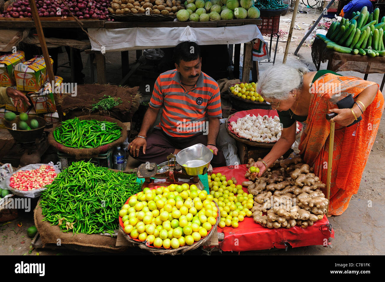 Vegetable market in New Delhi Stock Photo - Alamy