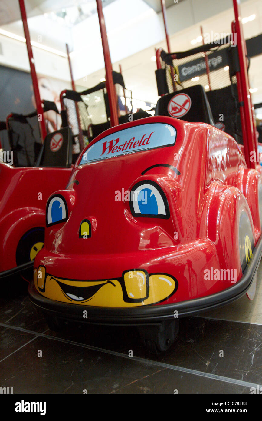 Cartoon car hi-res stock photography and images - Alamy