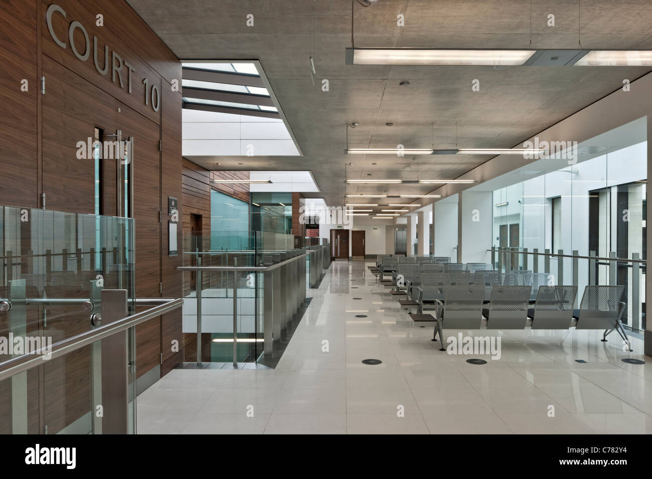 Magistrates court interior hi-res stock photography and images - Alamy
