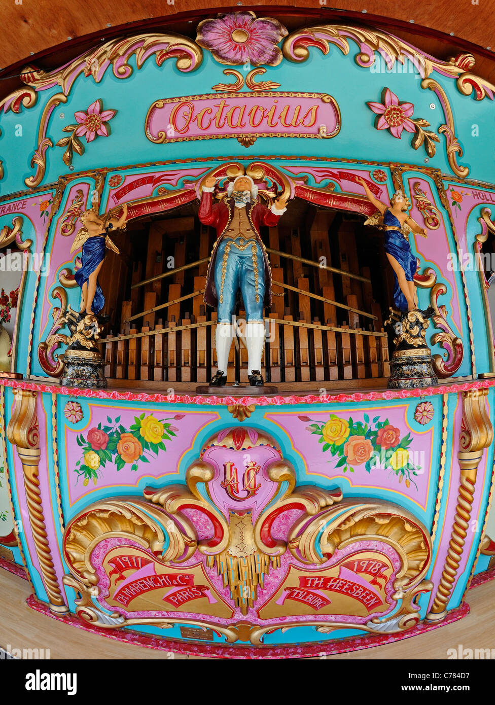 Fairground organ music hi-res stock photography and images - Alamy