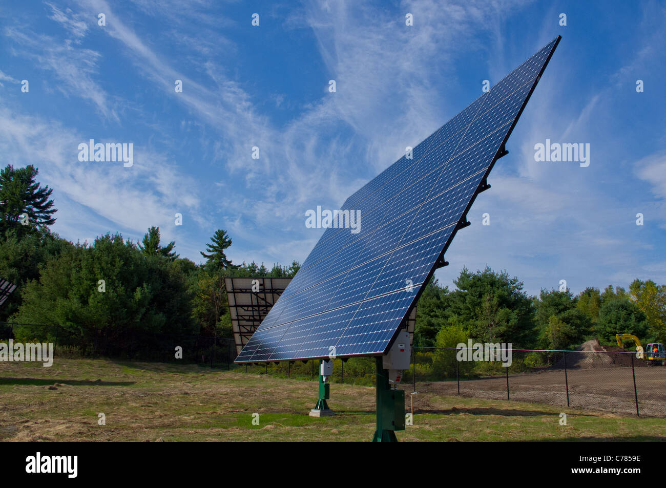 Solar tracking hi-res stock photography and images - Alamy