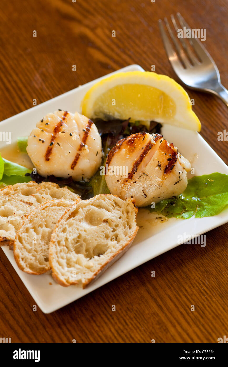 seared scallops in garlic butter, Avant Tapas and Wine, Buellton, Santa ...