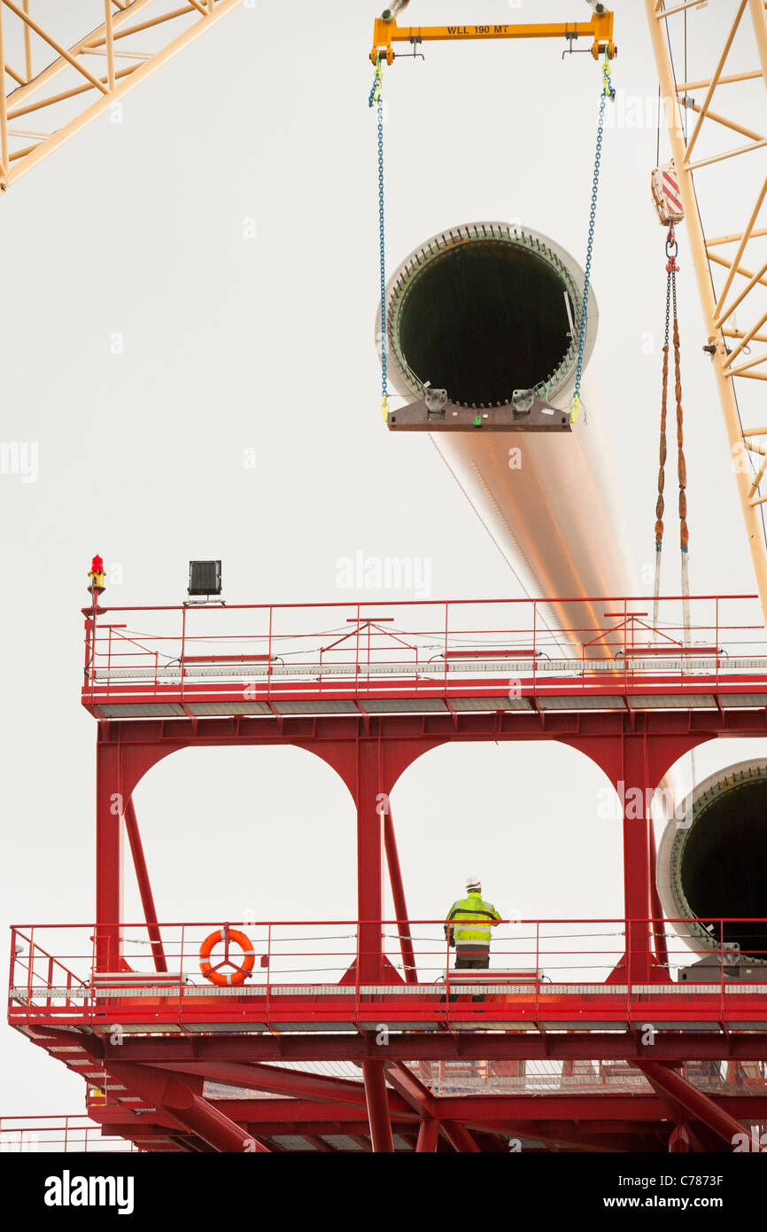 loading wind turbine blades onto a jack up barge for the Walney ...