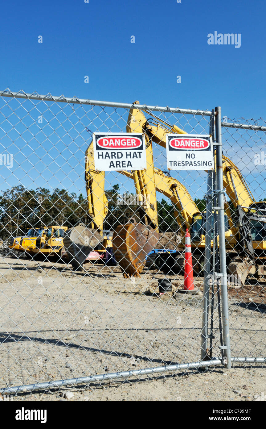 Warning sign excavator hi-res stock photography and images - Alamy