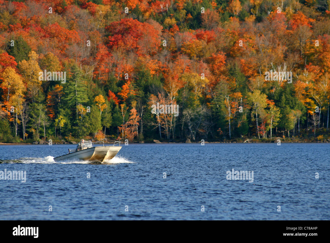Seasonal boating hi-res stock photography and images - Alamy