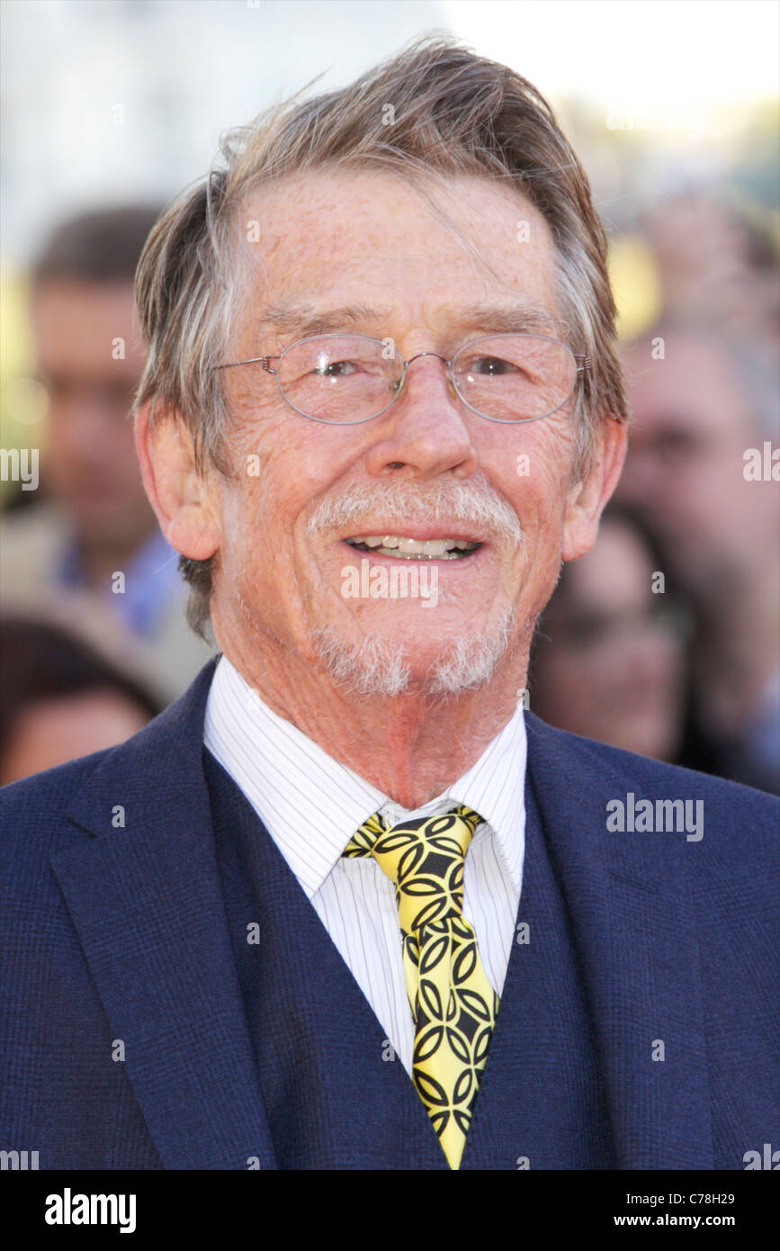 Hurt John High Resolution Stock Photography and Images - Alamy