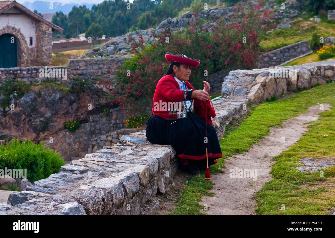 Quechua hi-res stock photography and images - Alamy