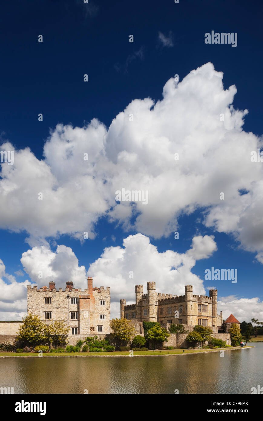 Leeds Castle, Kent, England Stock Photo - Alamy