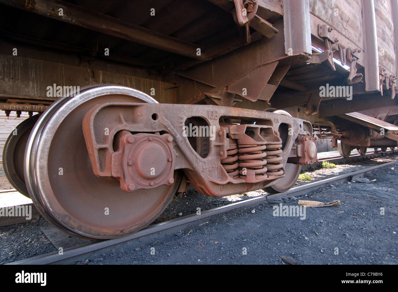 Yellow truck on rails hi-res stock photography and images - Alamy