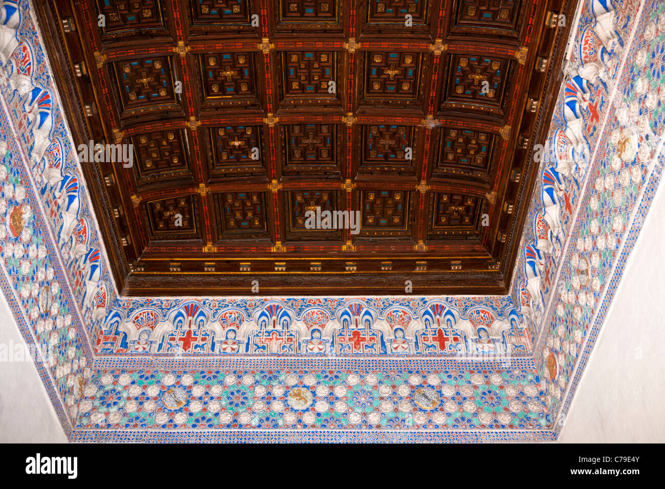 Sevilla alcazar architecture ceiling hi-res stock photography and ...
