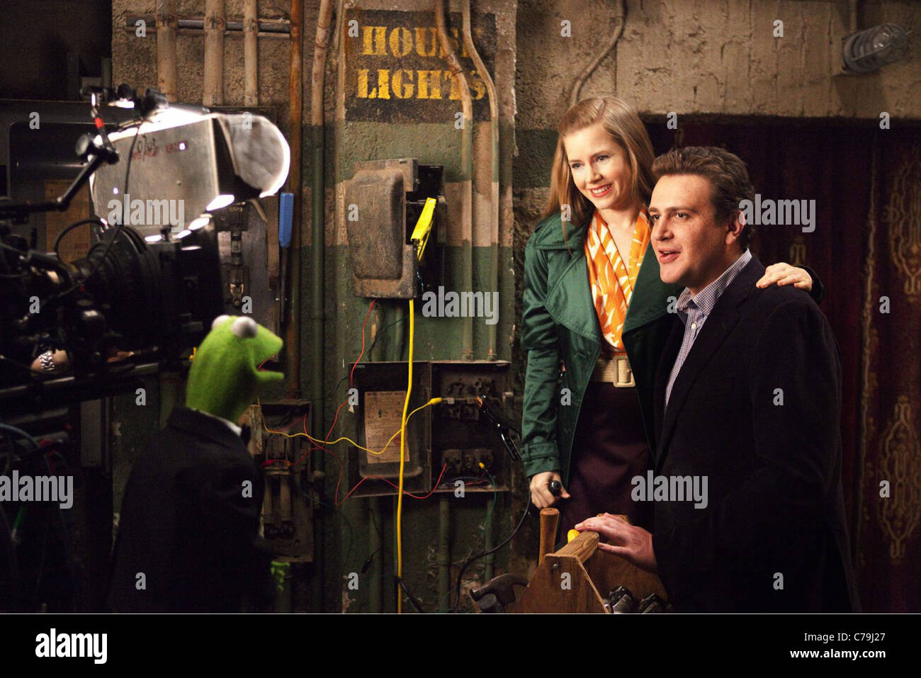 THE MUPPETS (2011) AMY ADAMS, JASON SEGAL JAMES BOBIN (DIR) 002 ...