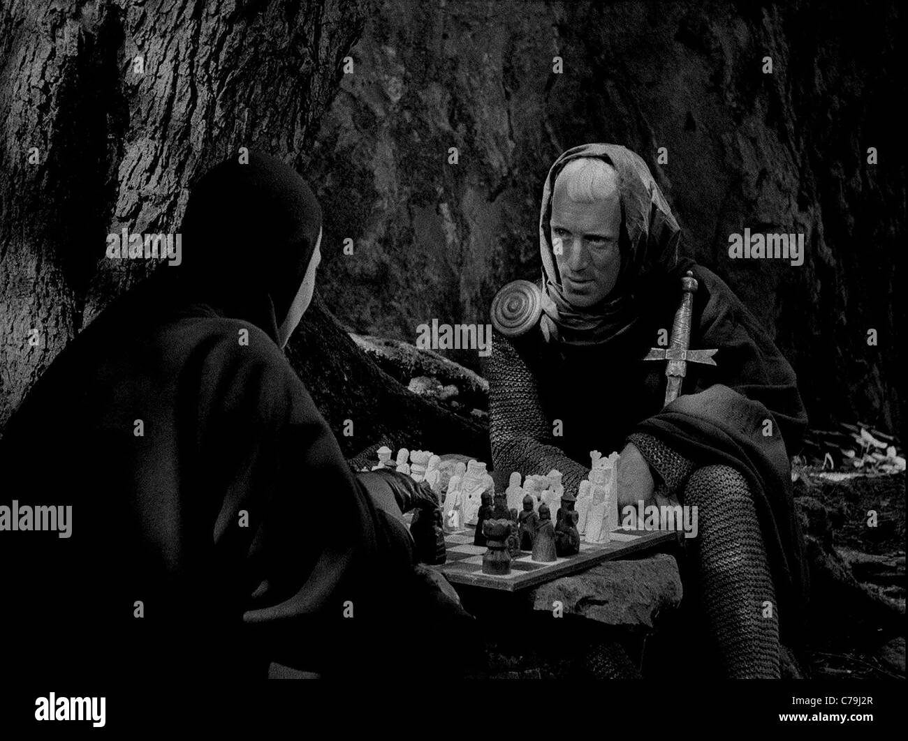 The seventh seal 1957 bengt ekerot hi-res stock photography and images ...