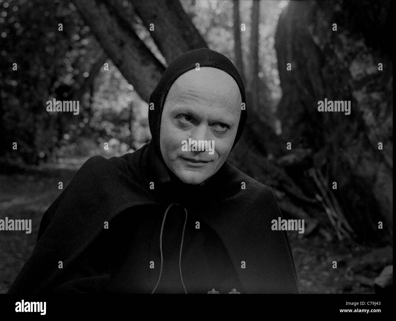 THE SEVENTH SEAL (1957) BENGT EKEROT INGMAR BERGMAN (DIR) 001 ...