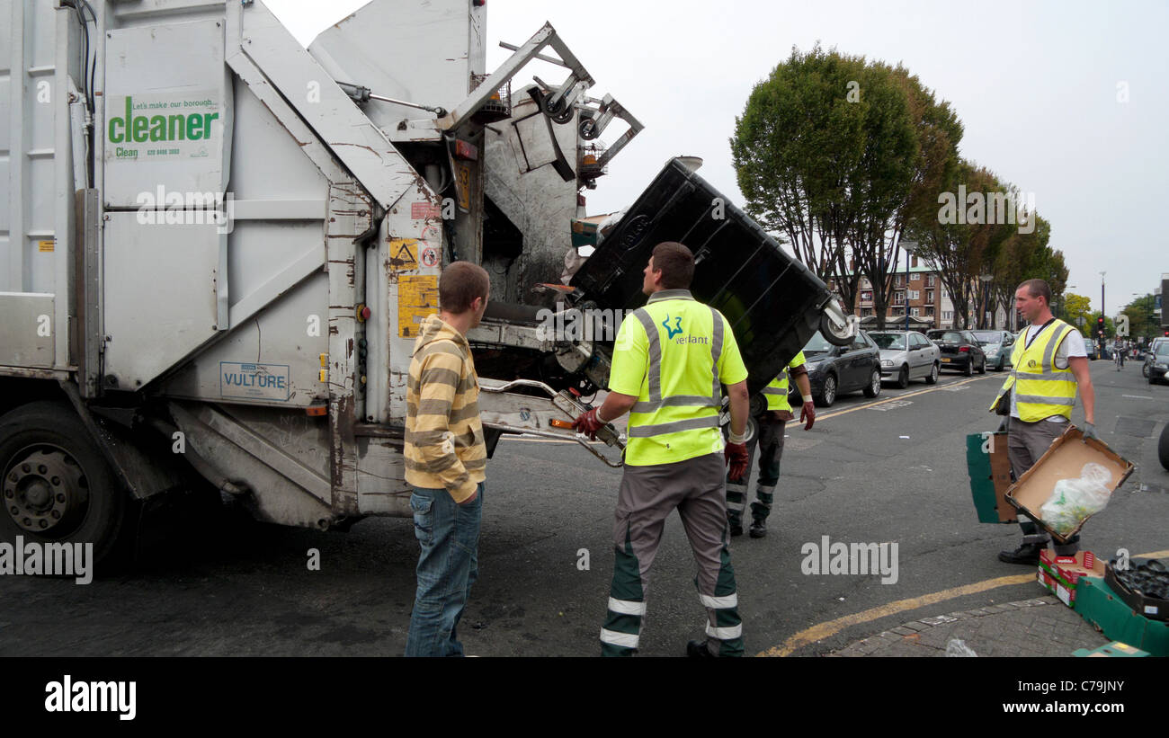 Veolia lorry hi-res stock photography and images - Alamy Veolia lorry hi-res stock photography and images - Alamy