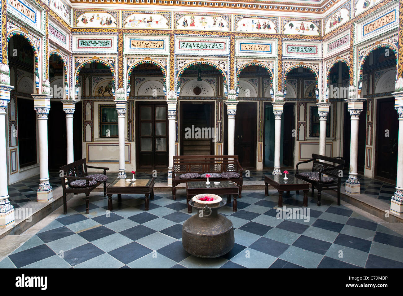 Courtyard historic haveli mansion Mandawa Rajasthan India Stock Photo ...
