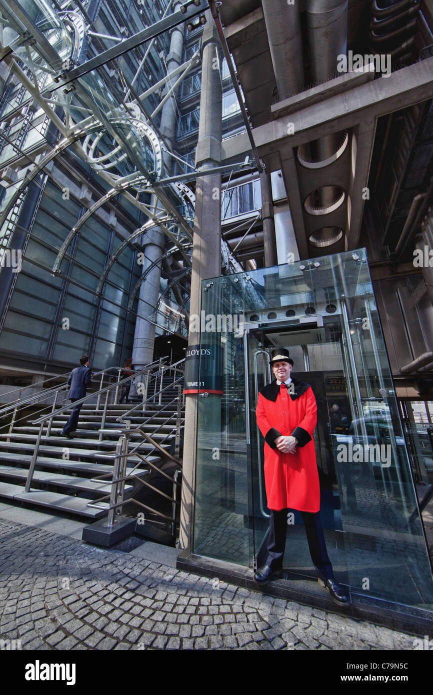 Security walking building entrance uniform hi-res stock photography and ...
