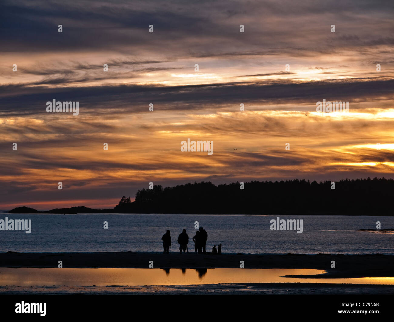 Mackenzie beach at sunset, Tofino, Vancouver Island, British Columbia ...