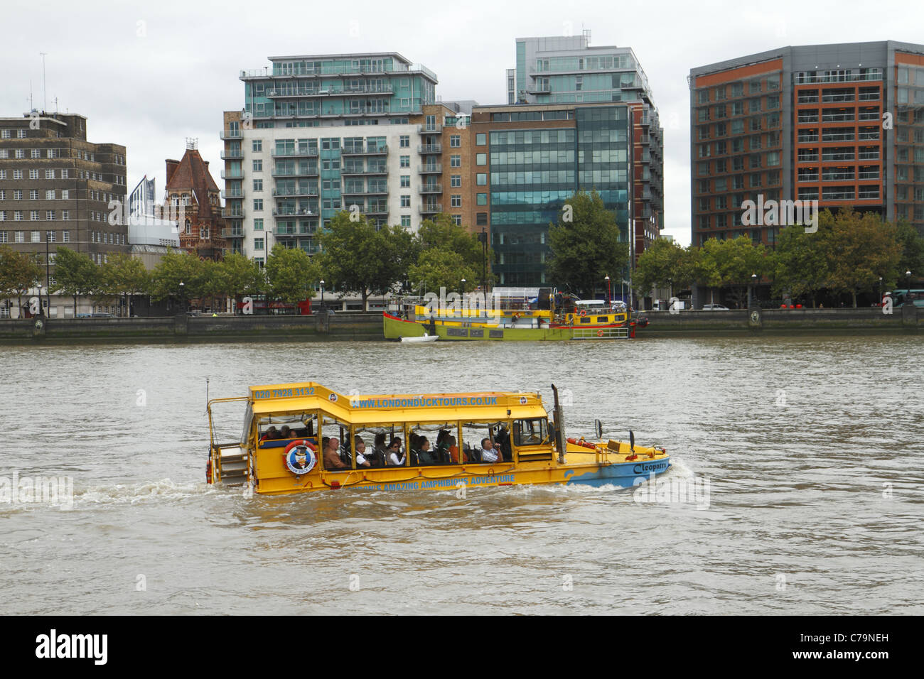 Amphibious vehicle hi-res stock photography and images - Alamy
