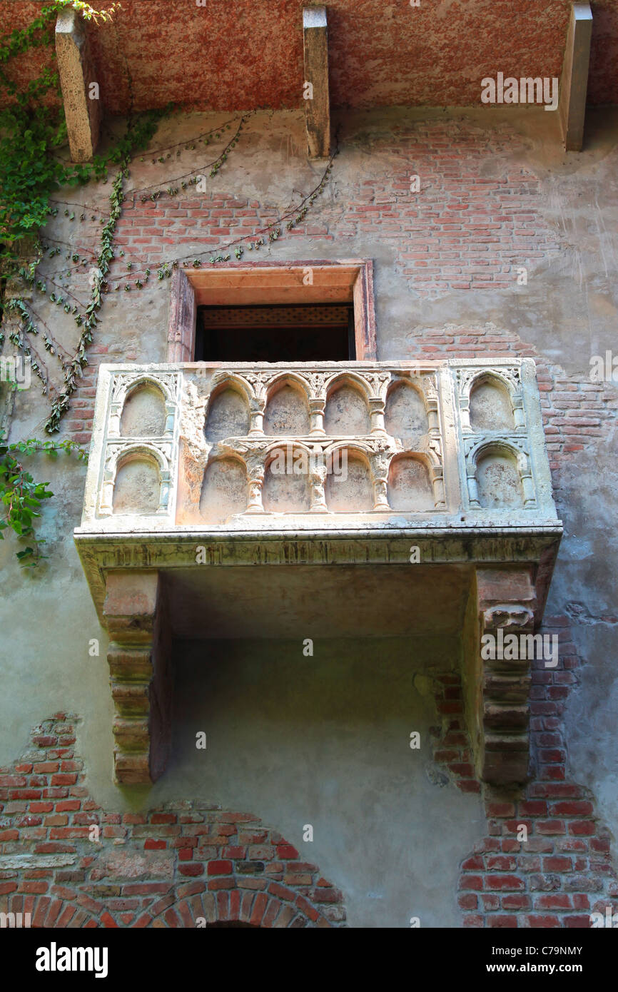 Capulets hi-res stock photography and images - Alamy