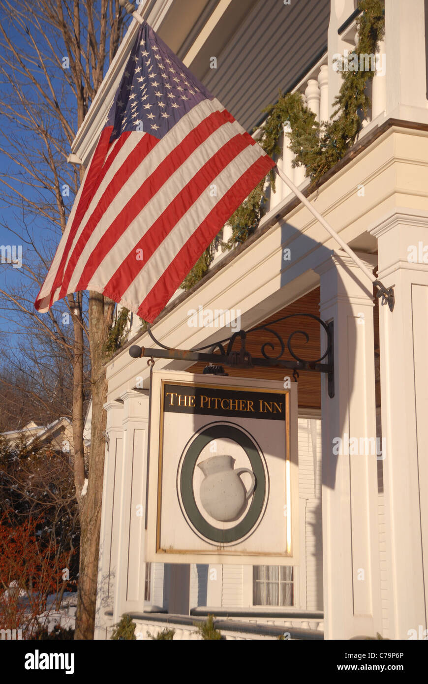 Warren inn hi-res stock photography and images - Alamy