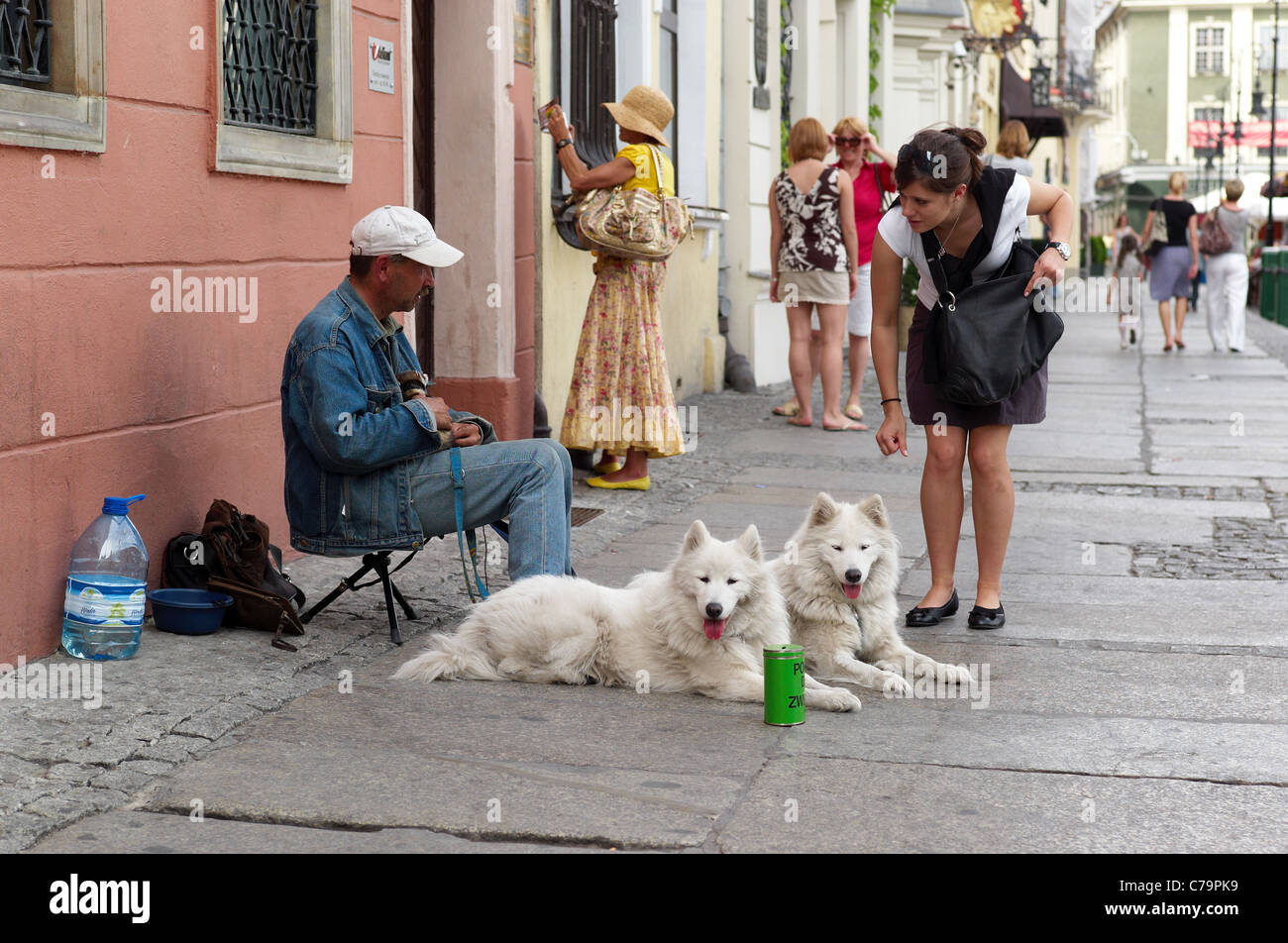 Old age beggars hi-res stock photography and images - Alamy