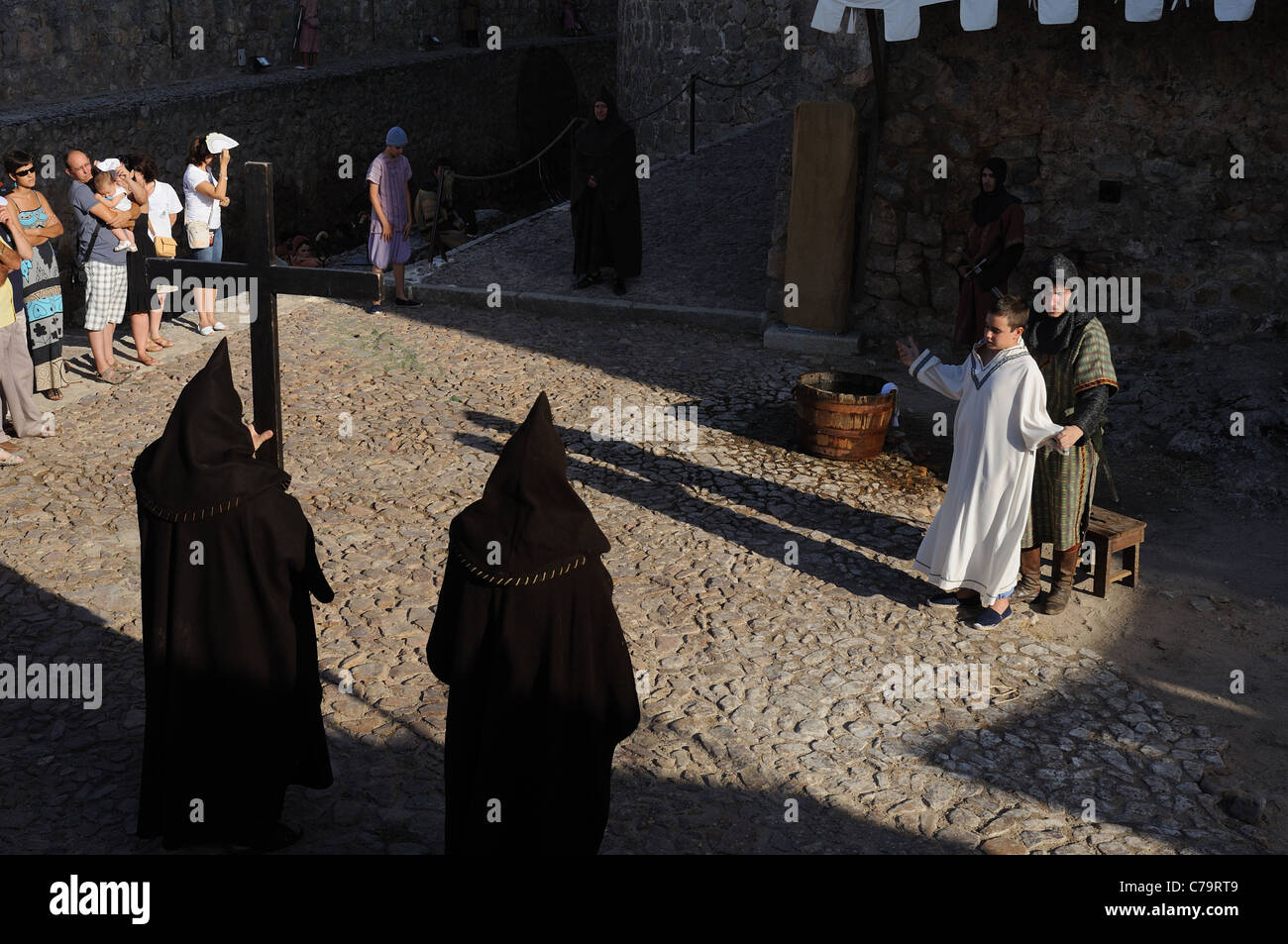 Historical Recreation in the Castle " La Muela " during the Medieval ...