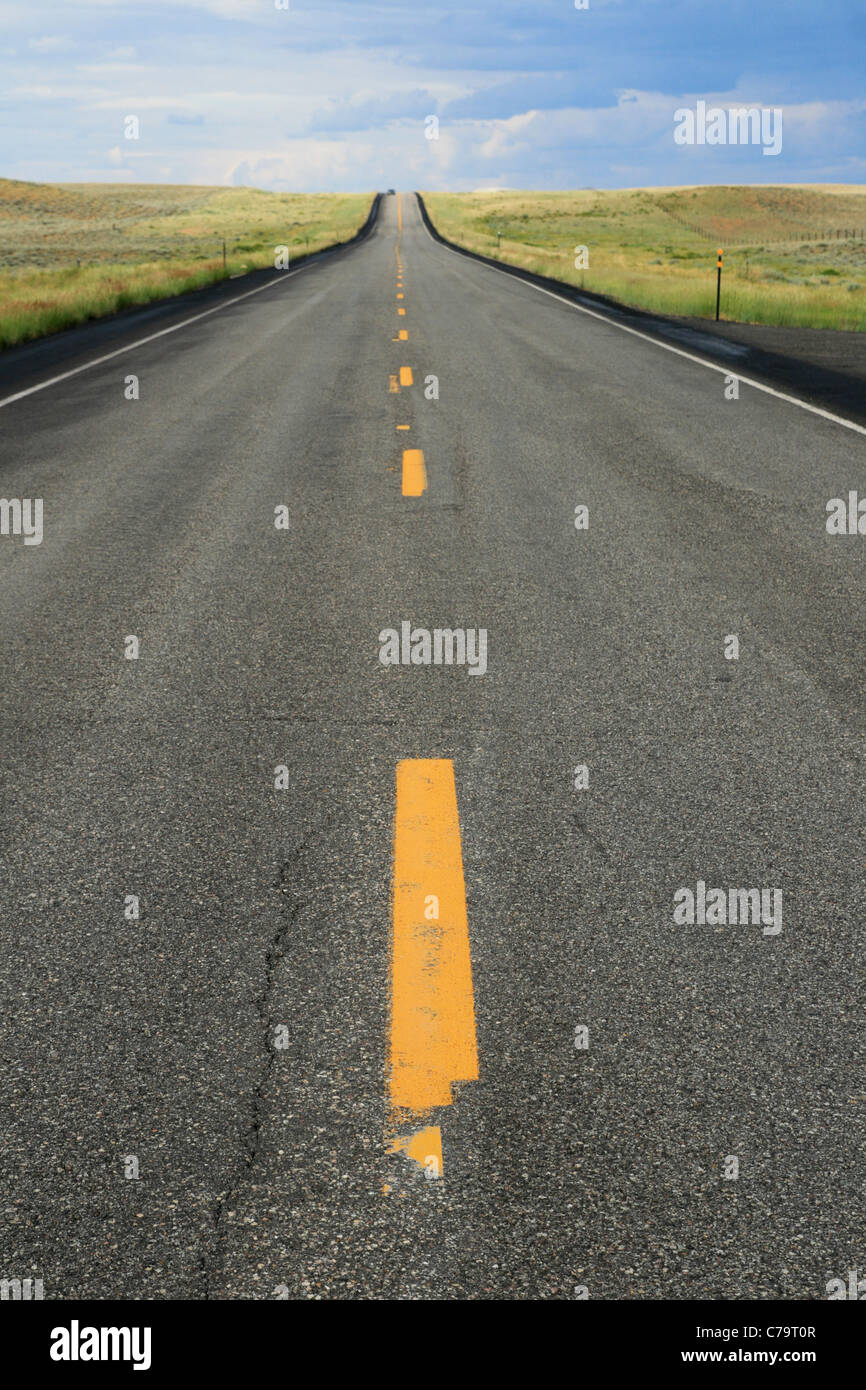 Heat haze on a road hi-res stock photography and images - Alamy