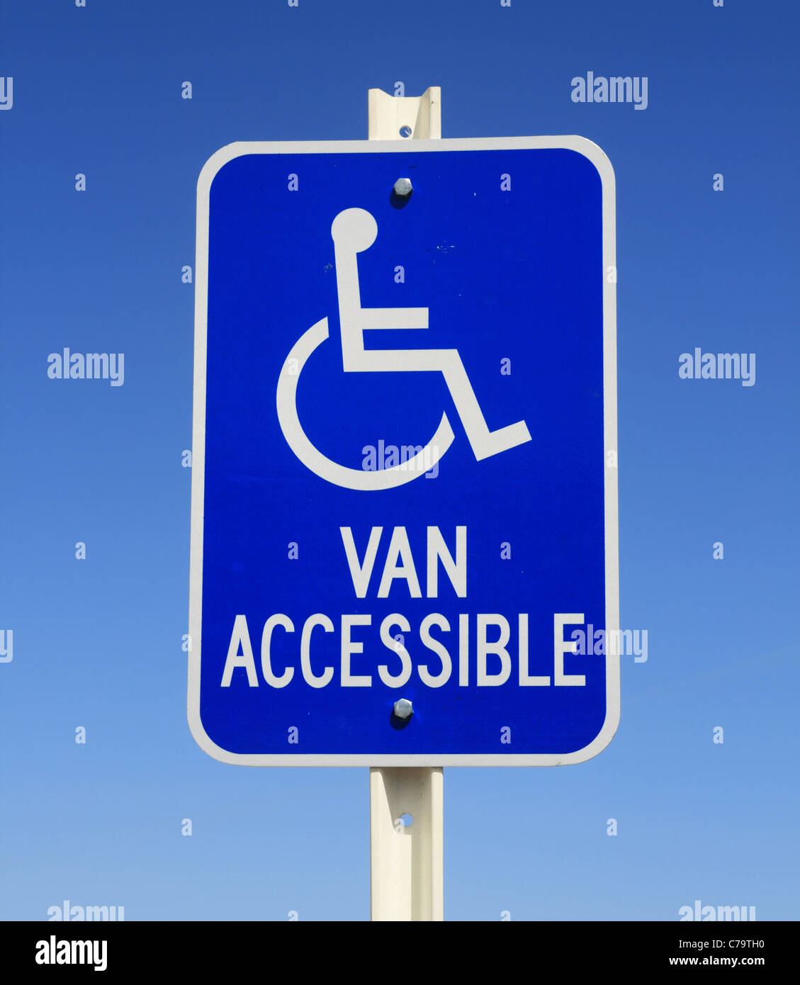 Wheelchair accessible sign hi-res stock photography and images - Alamy