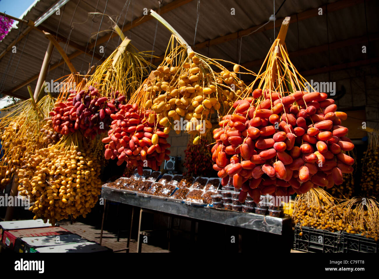 Dates on the stalk hi-res stock photography and images - Alamy