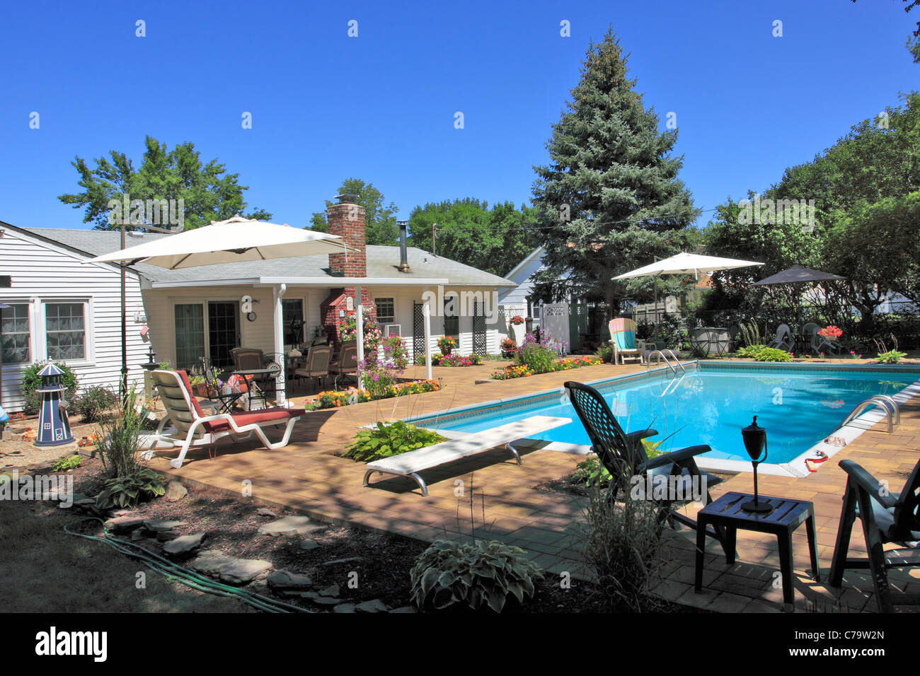 Suburban swimming pool hi-res stock photography and images - Alamy