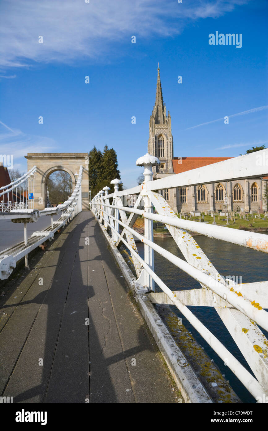 Marlow Suspension Bridge and All Saints Church by Thames river, Marlow ...