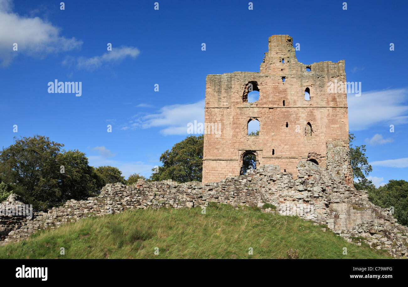 Castle situated on england scotland border hi-res stock photography and ...