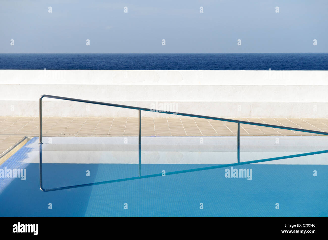 Balustrade pool hi-res stock photography and images - Alamy