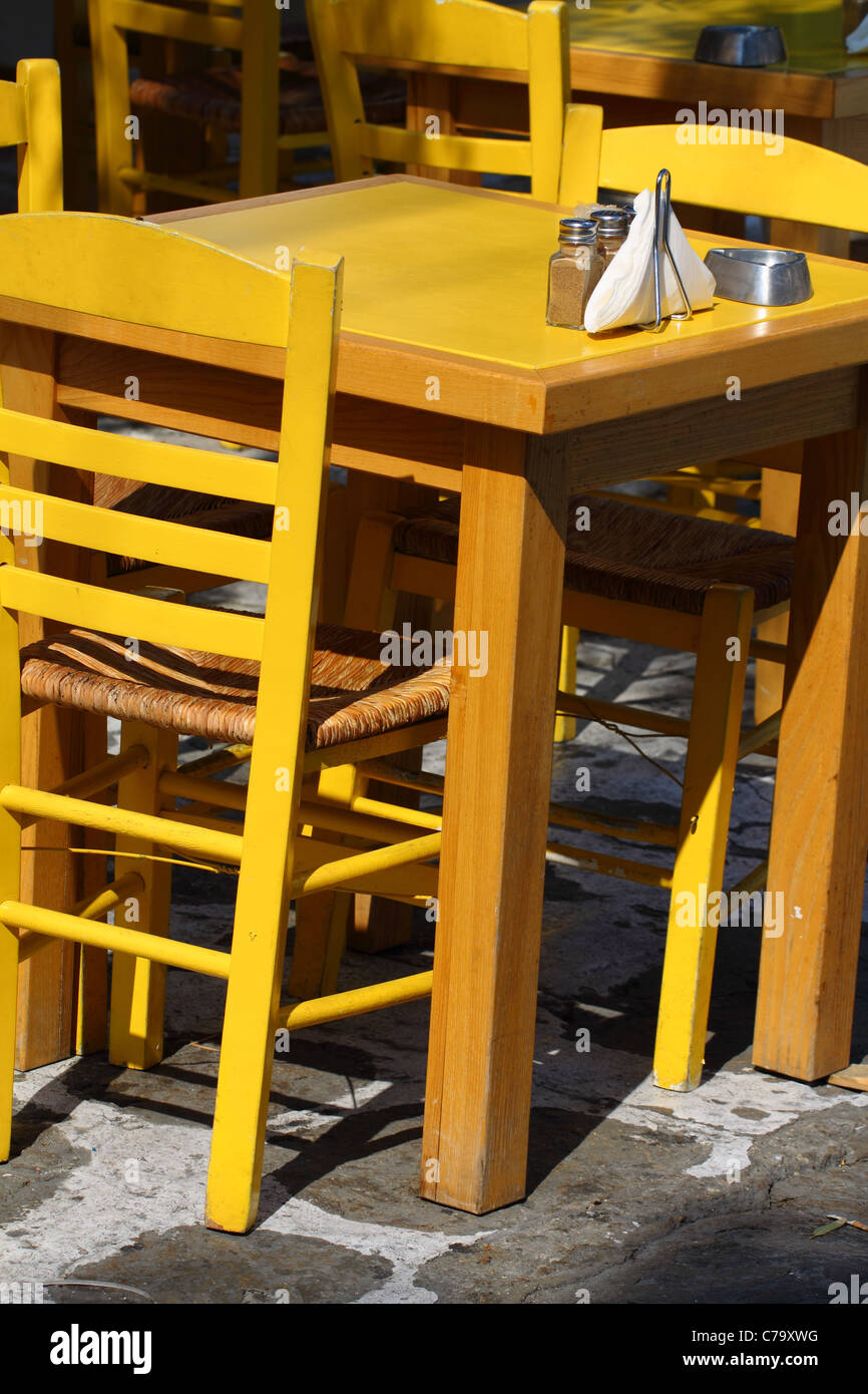 Traditional Cycladic architecture of Mykonos Stock Photo - Alamy