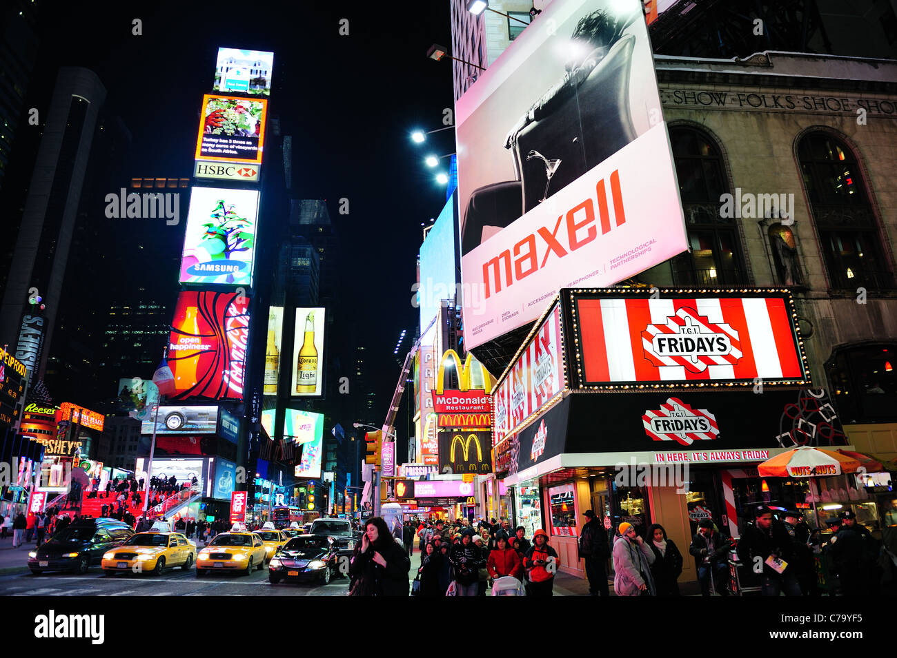 Times Square at night with Manhattan midtown street view in New York ...