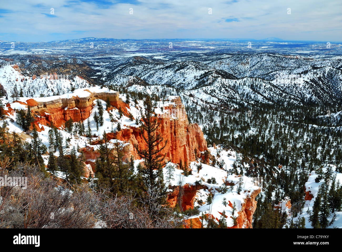 Snow bryce national park hi-res stock photography and images - Alamy
