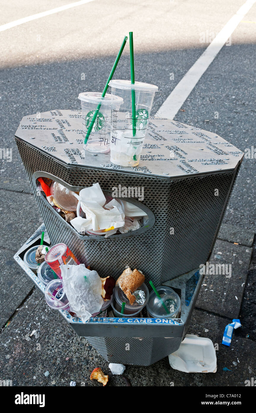 Overflowing trash garbage hi-res stock photography and images - Alamy Overflowing trash garbage hi-res stock photography and images - Alamy