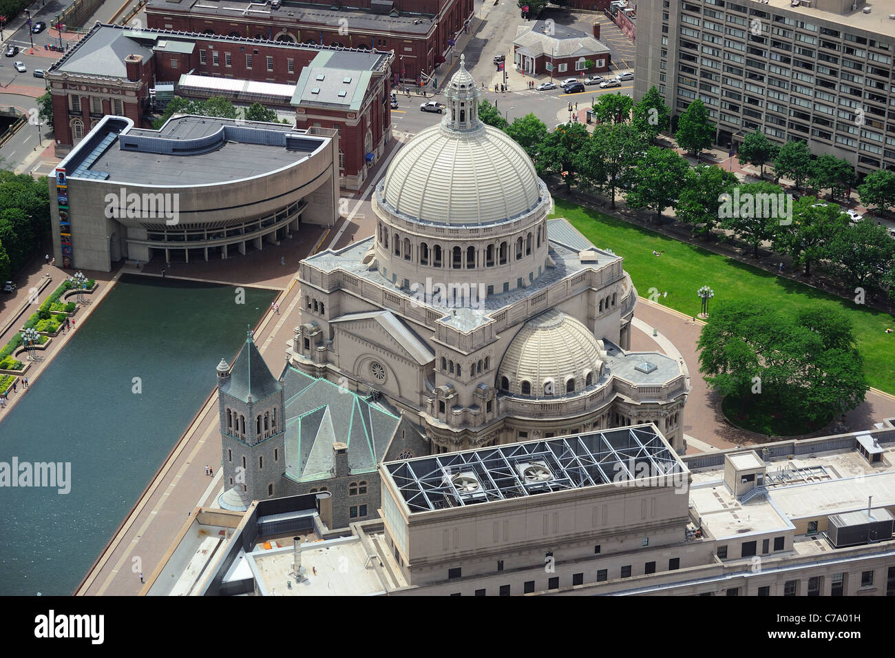 The First Church of Christ Scientist in Christian Science Plaza in ...