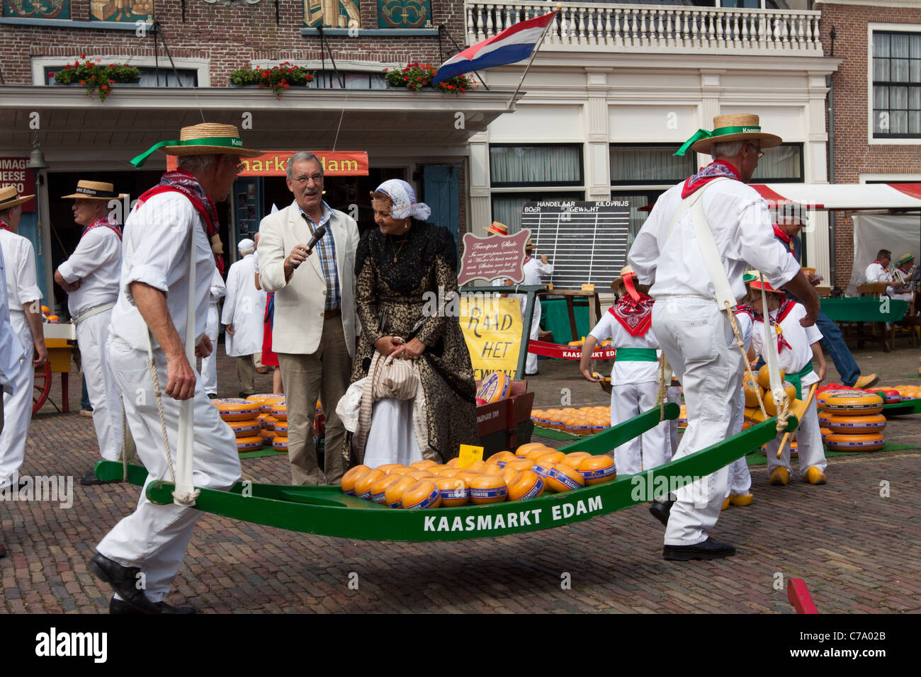 Edam Cheese Market Stock Photo - Alamy