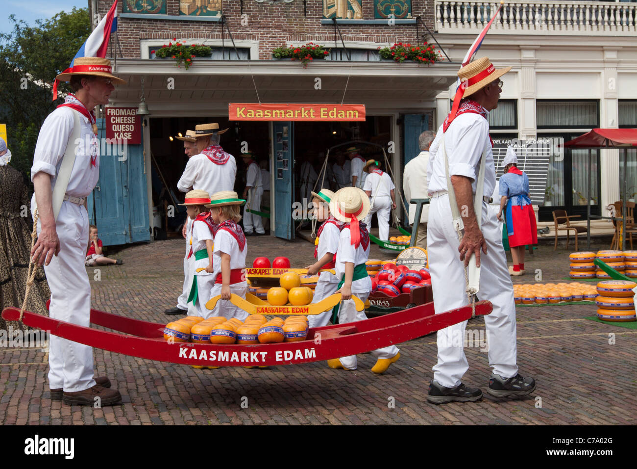 Edam Cheese Market Stock Photo - Alamy