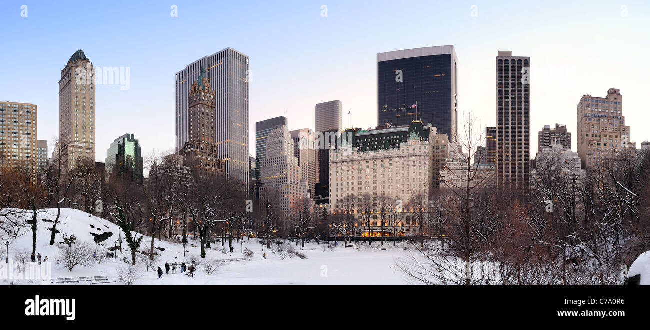 New York City Manhattan Central Park panorama in winter with snow ...