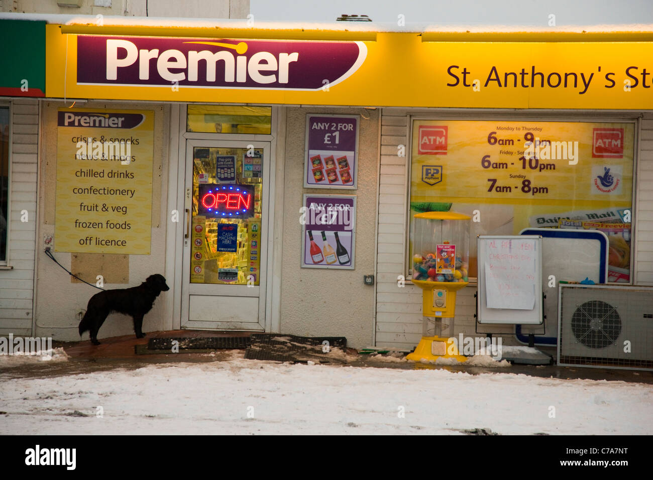 Premier shop hi-res stock photography and images - Alamy