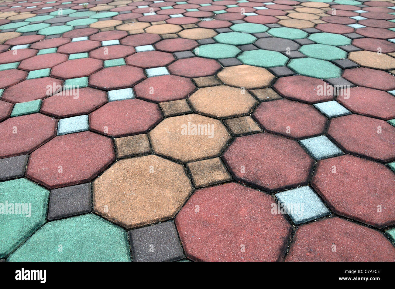 Path brick pathway hi-res stock photography and images - Alamy