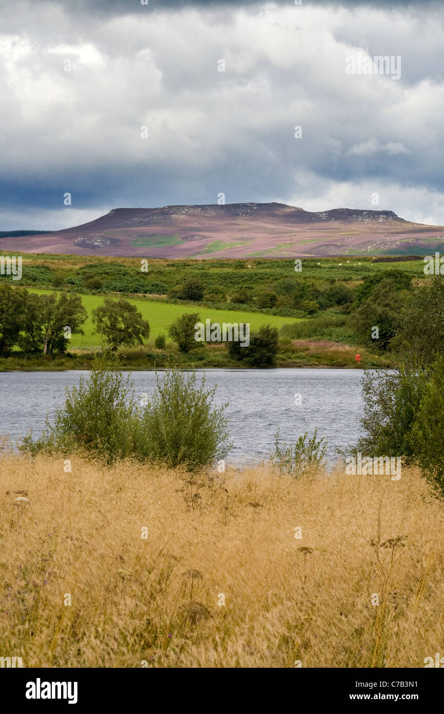 Fontburn reservoir & Simonside hills Northumberland Stock Photo - Alamy