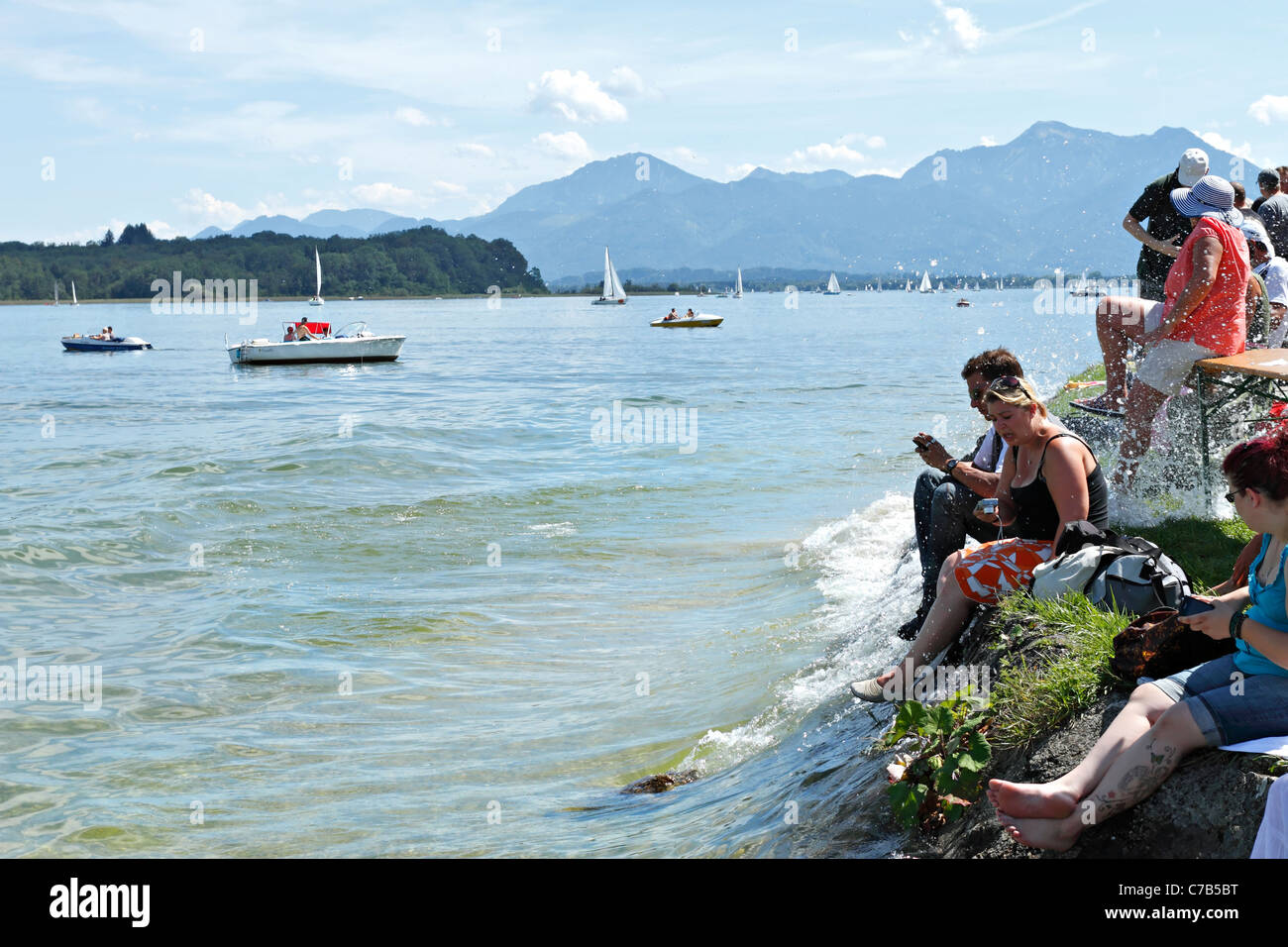 People wave from upper hi-res stock photography and images - Alamy