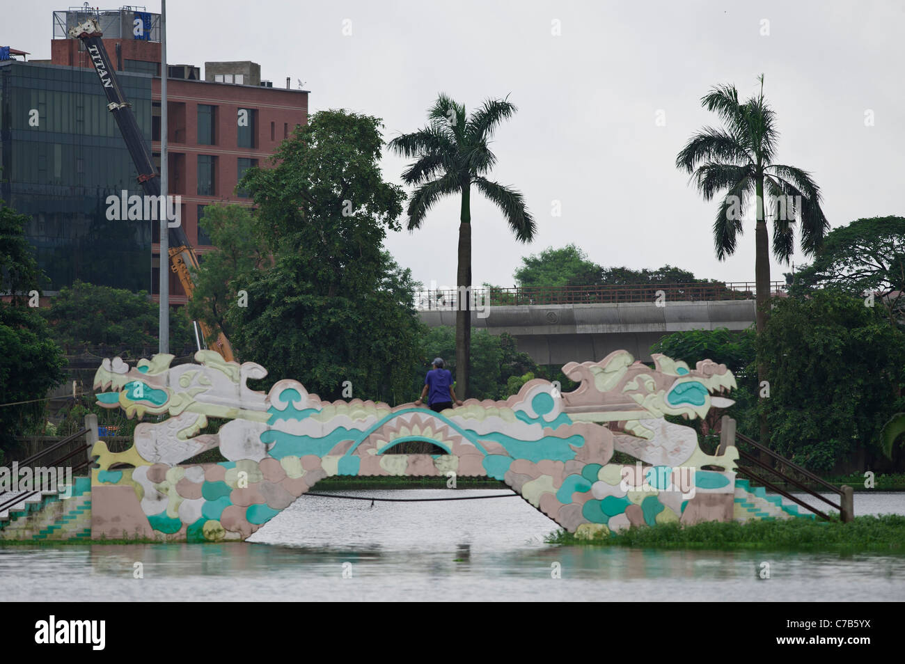 Kolkata bridge hi-res stock photography and images - Alamy